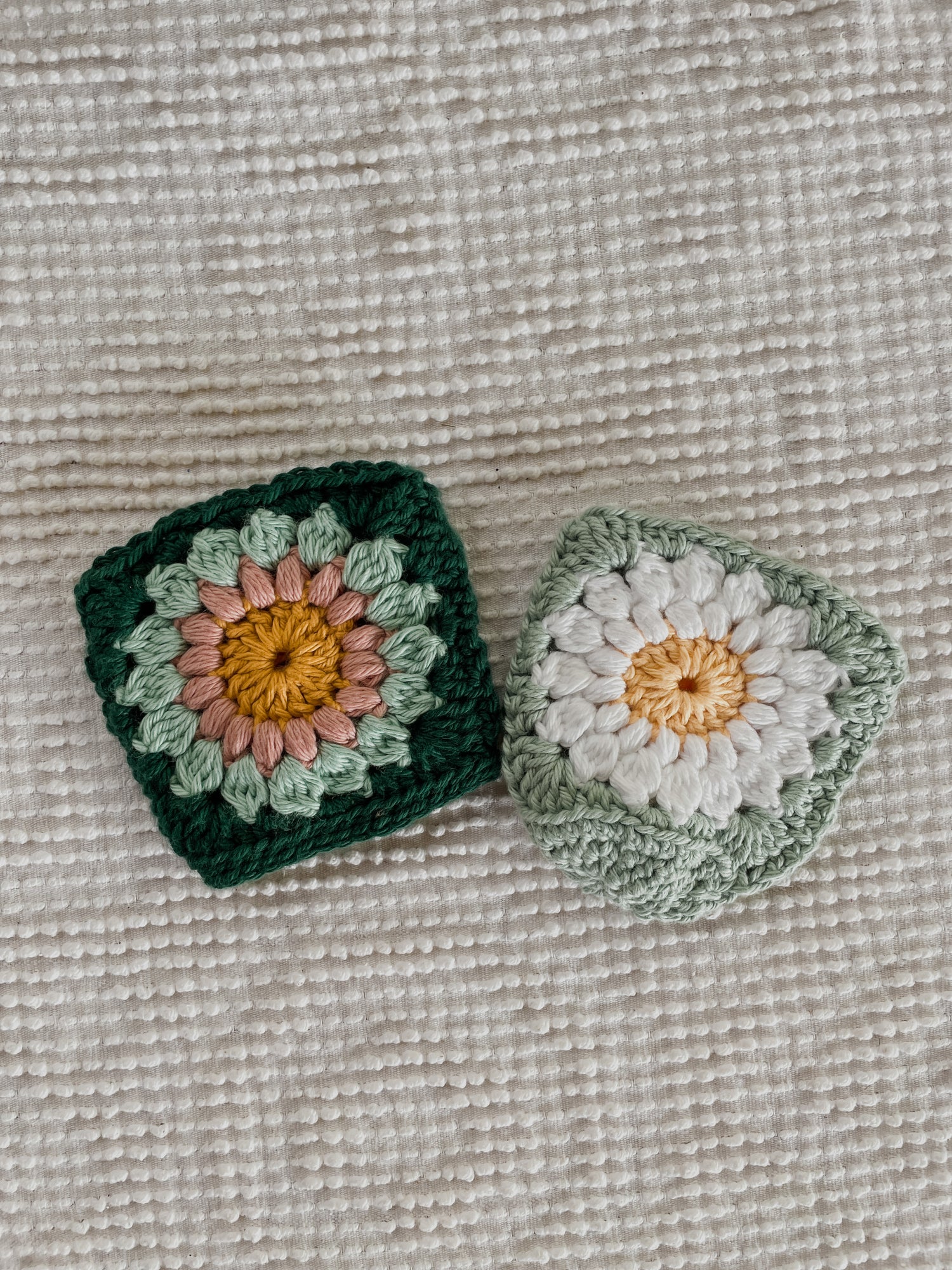 Bloom Can Cozy Pattern – Bobbles & Blooms